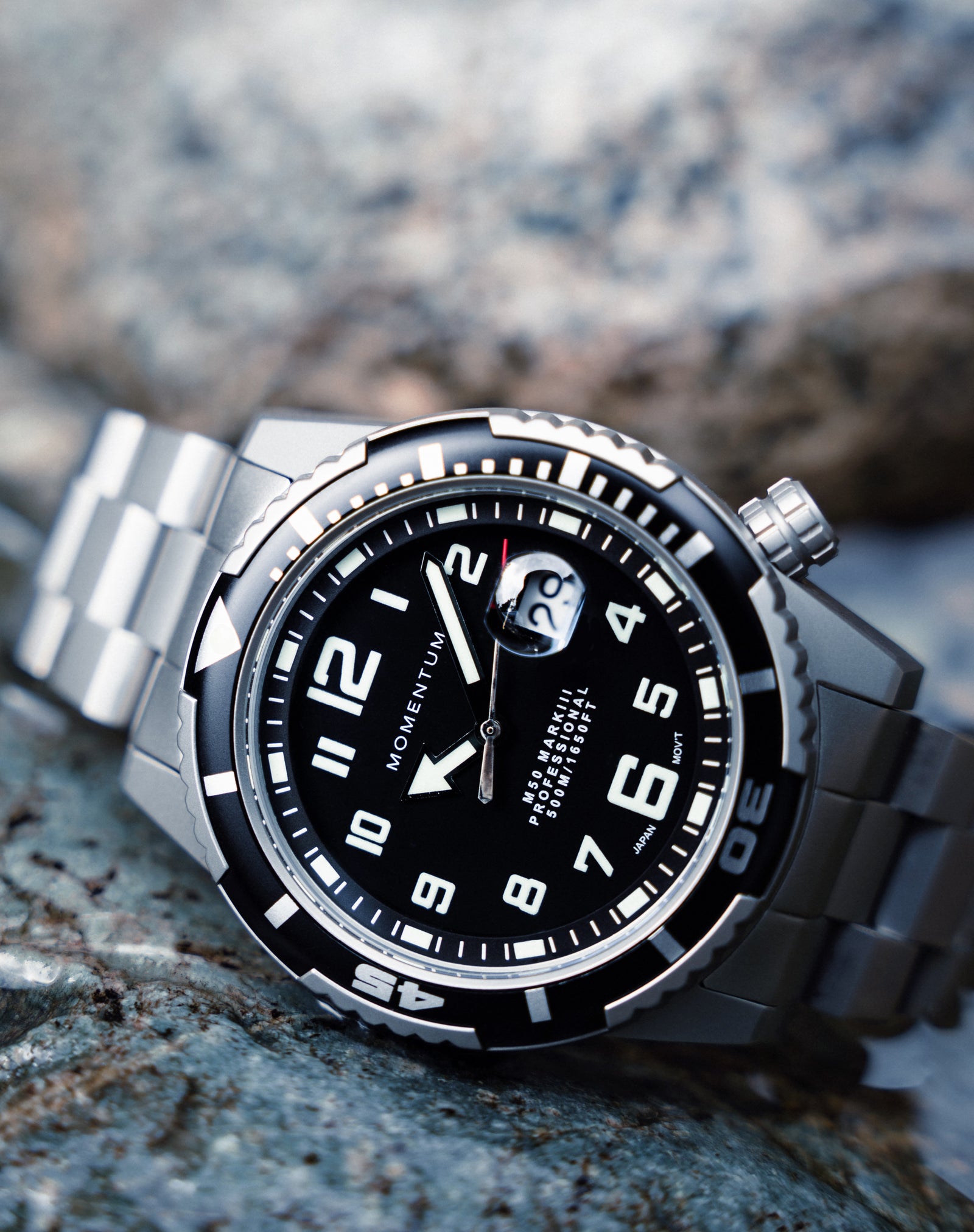 M50 [44mm] | The Bullet Proof Dive Watch | Momentum Watches