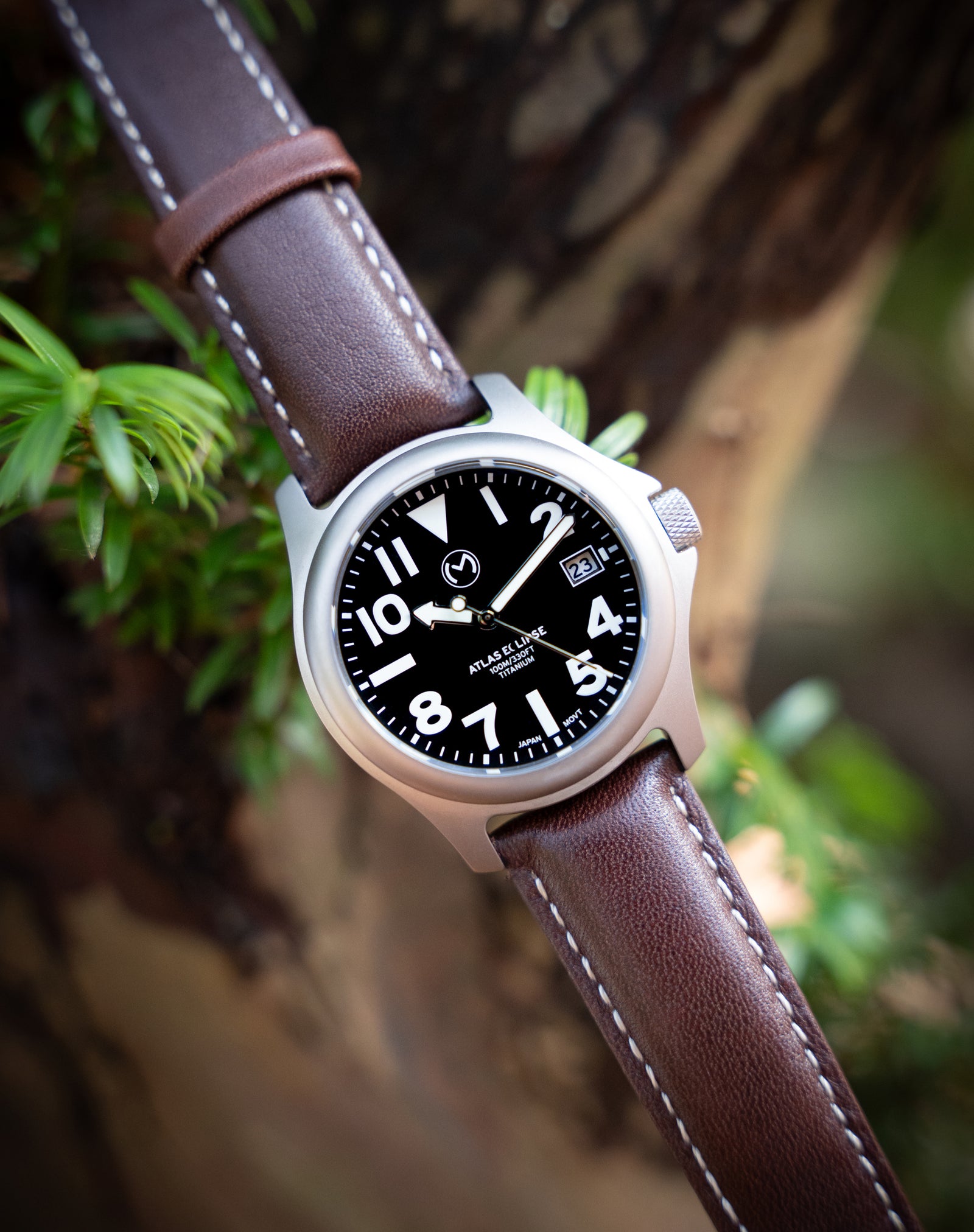 Atlas Eclipse [38mm] | Solar Titanium Field Watch | Momentum