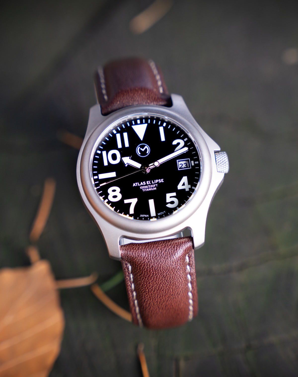Atlas Eclipse [38mm] | Solar Titanium Field Watch | Momentum