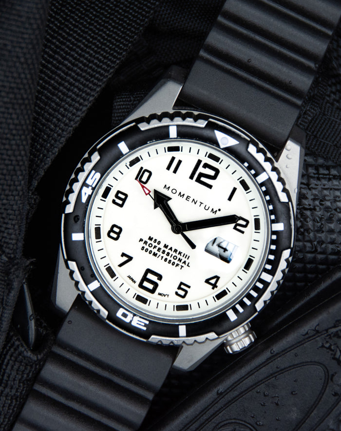 M50 [44mm] | The Bullet Proof Dive Watch | Momentum Watches