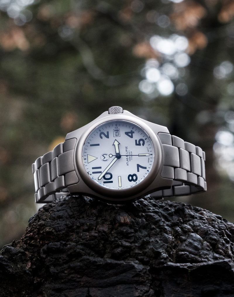 Atlas Eclipse [38mm] | Solar Titanium Field Watch | Momentum